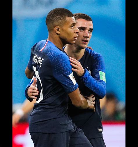 Photo Kylian Mbappé Et Antoine Griezmann Match De Demi Finale De La