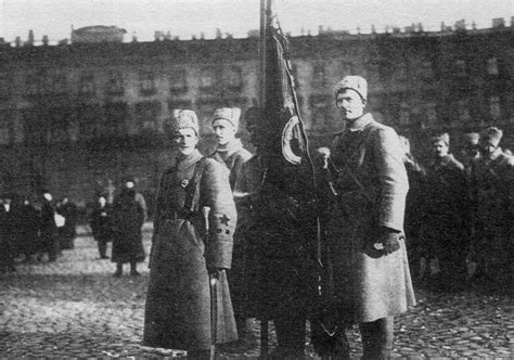 Diary April 15, 1915 > WW2 Weapons