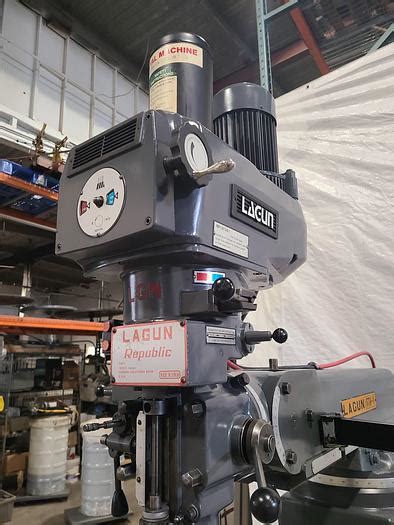 Used Lagun Republic Vertical Milling Machine FTV With DRO Power Feed Draw Bar Collets F