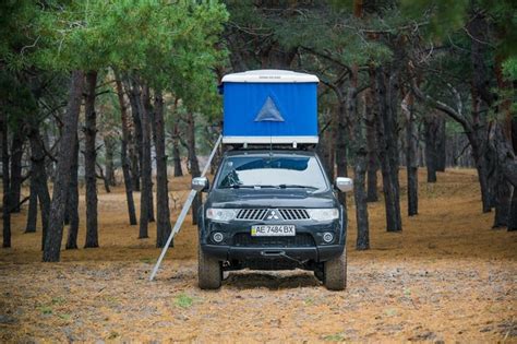 Туристические палатки на крышу авто