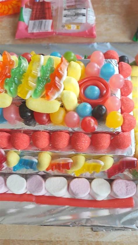 Comment Réaliser Un Gâteau De Bonbons Diy Guide Complet
