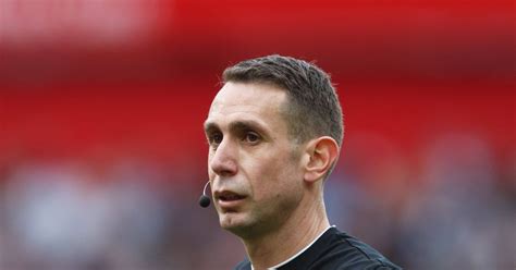 Controversatul David Coote Dat Afară Din Arbitraj A Jignit A Prizat Iar Acum E Anchetat