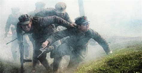 他是團長時，許世友也是團長；一年之後他是軍長，李先念是政委 每日頭條