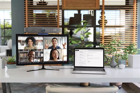 Poly Studio P15 - VIDEOBARS | voip24sklep.pl - Telecommunication Solutions
