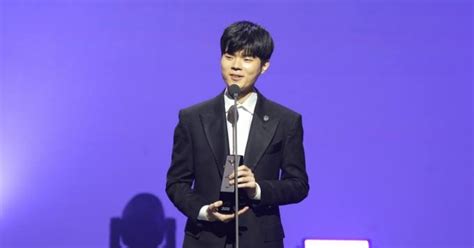 ‘데프트 김혁규 Lck 어워드서 ‘중꺾마로 특별상 수상