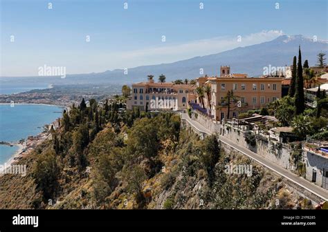 Hotel En Sicile Taormina Sicily Map Sicily Itinerary
