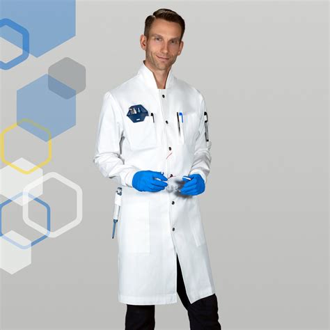 7 Key Differences Between Scientists And Doctors Lab Coats Genius