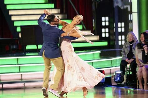 Elizabeth Berkley Dancing With The Stars 177 Elizabeth Berkley Lauren