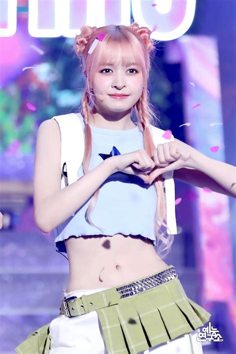 230325 Nmixx Love Me Like This At Music Core Kpopping