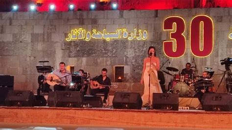 العازف حازم شاهين يشارك تانيا صالح الغناء في محكى القلعة