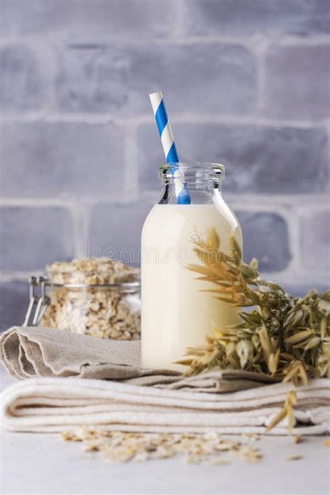 Homemade Vegan Oat Milk Stock Image Image Of Kephir 162048583