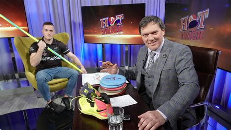 Kas Ir Pagājušā Gada Latvijas Labākais Tālmetējs Gatis Čakšs Kurš Met Visu