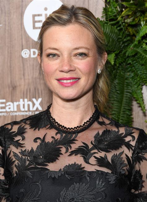 Amy Smart Style, Clothes, Outfits and Fashion • CelebMafia