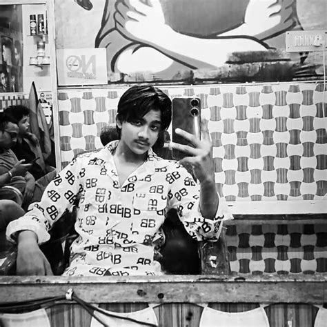 𝑲𝒂𝒊𝒇 𝑹𝒐𝒚𝒂𝒍🚨😈 Kaifroyal01 • Threads Say More