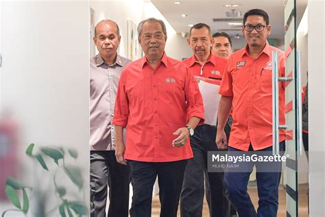Bersatu Saran Kerajaan Kaji Akta Lompat Parti