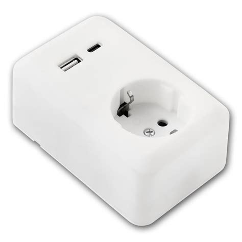 Finery Surface Mounted Socket With Usb Ac Socket 16a
