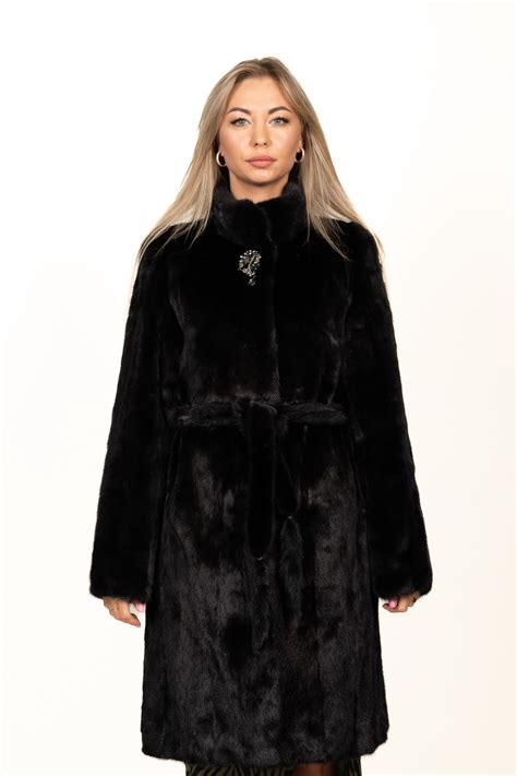 Шуба з хутра норки чорний колір Світ Шкіри та Хутра