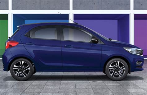 Tata Tiago Cng Vs Maruti Suzuki Wagon R Cng Vs Celerio Cng Vs Hyundai