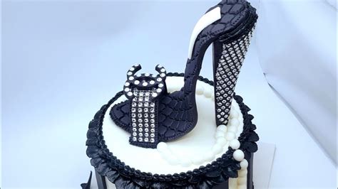 Shorts샤넬 구두 케이크명품 구두 케이크샤넬 신발 케이크샤넬백 케이크샤넬가방 케이크명품백 케이크구찌 가방 케이크루이비통 가방케이크버버리 가방케이크