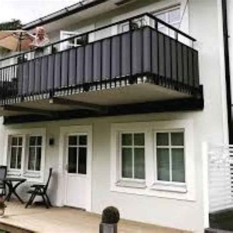 Balkongskydd Ljusgrå Markisväv Örebro Solskydd