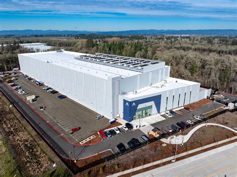 Scalable And Adaptive Data Centers In Hillsboro Oregon Aligned