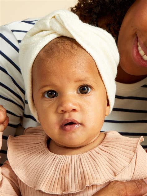 Muts Met Gedraaid Detail Wit Kiabi 600€