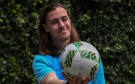 From Fan To Player Irvine Dreams Of His 2005 Moment Ftbl The Home