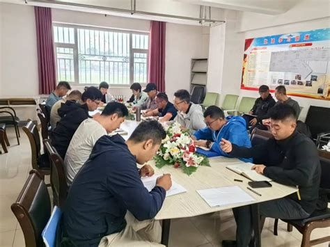 体育教学部直属党支部开展党纪学习教育专题党课 兰州财经大学体育教学部