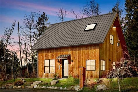 Enhancing Protein Docking With Alphared A Balanced Method To Protein Advanced Prediction