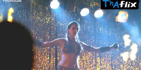 Danielle Panabaker Breasts Underwear Scene In Grimm Tnaflix Com