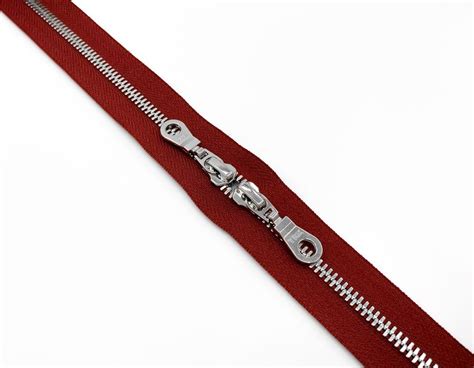 Молния рулонная YKK Excella T5 (красная) - купить ~ в интернет-магазине ...