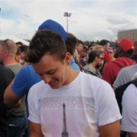 Stream Chris Howson Music Listen To Songs Albums Playlists For Free