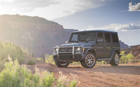 Comparison Mercedes Benz G Class Amg G 65 2017 Vs Lexus Lx 570