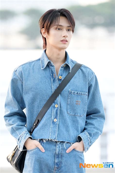 세븐틴 준 ‘여심 설레게 만드는 비주얼 포토엔hd 뉴스인코리아