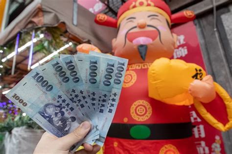 30萬想買0056、00878、006208共5檔！ 網笑：買這支就夠~大昌證券新竹黃靖貽24小時線上開戶證券、期貨選擇權、股票期貨