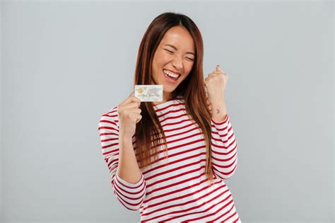 4 Best And Easiest Credit Cards To Get Approved For Apply Today