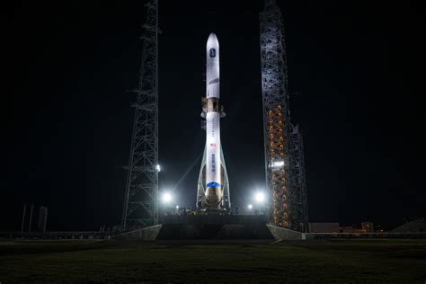 ‘우주택배 시대 여나 했더니 아마존 ‘블루오리진 재사용로켓 발사 또 연기