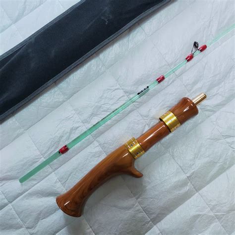 新品 送料込 3 5ftベイトフィネスロッドul グラスソリッドの柔らかいロッド 人気のクリアカラー トラウトにオススメ｜paypayフリマ