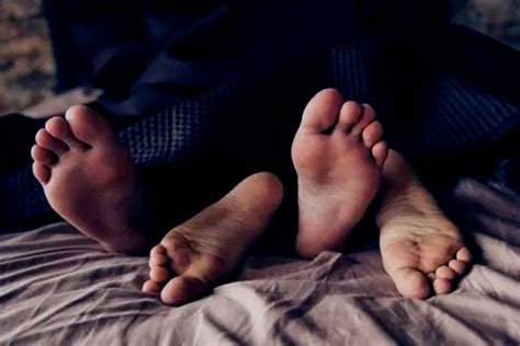 Basahin Pinakaligtas Na Sex Positions Sa Panahon Ng COVID19 NewsKo