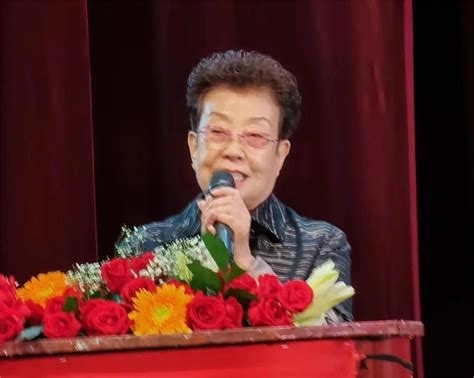 著名京剧表演艺术家尚长荣先生收徒、王春海拜师仪式于山西省晋剧院举行澎湃号·媒体澎湃新闻 The Paper