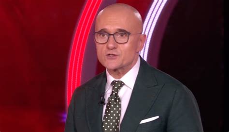 Grande Fratello Due Nomi Bomba In Vista Di Settembre Trattative In
