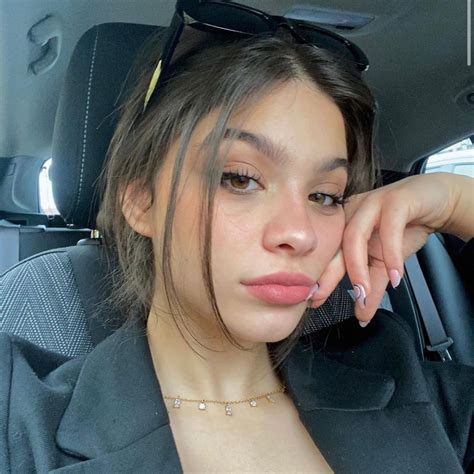 Pin By Lizziebeth On Catfish Beauty Face Women Cute Selfie Ideas