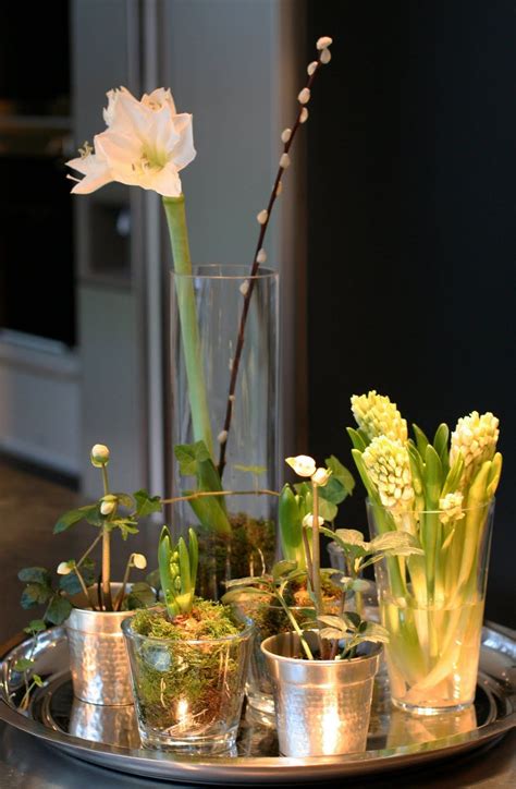 Purple Area God Jul Floral Arrangements