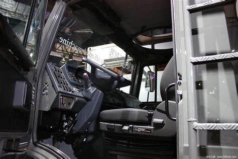 【图】奔驰乌尼莫克u4000 4x4越野房车卡车之家