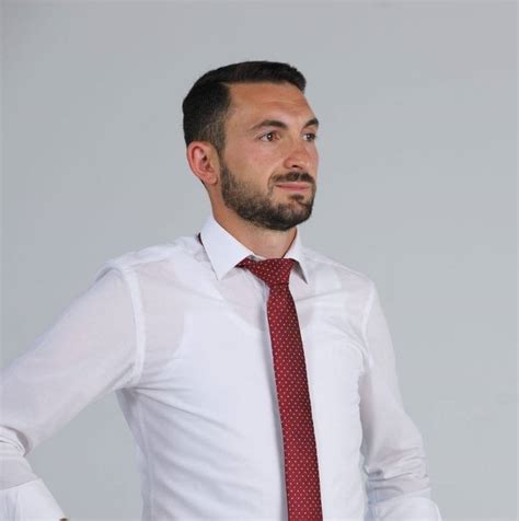 Վրույր Այվազյան Vruyr Ayvazyan