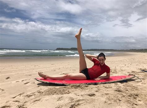 Geraldine Hakewills Feet