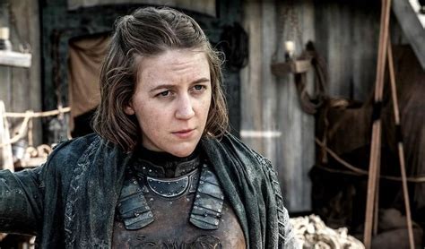 No Spoilers Game Of Thrones Star Gemma Whelan Explains What It Was Like To Shoot Sex Scenes