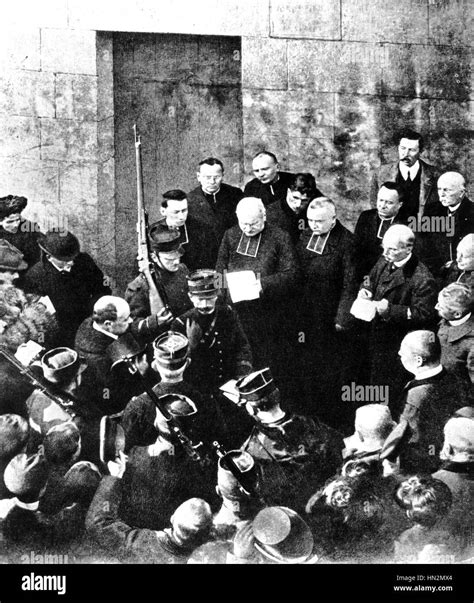 Frankreich Trennung Von Kirche Und Staat Offiziere Der 47 Linie Bei