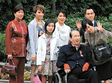 霍启刚在香港担任什么职位 他和郭晶晶的婚姻，是相互成就！军事频道中华网