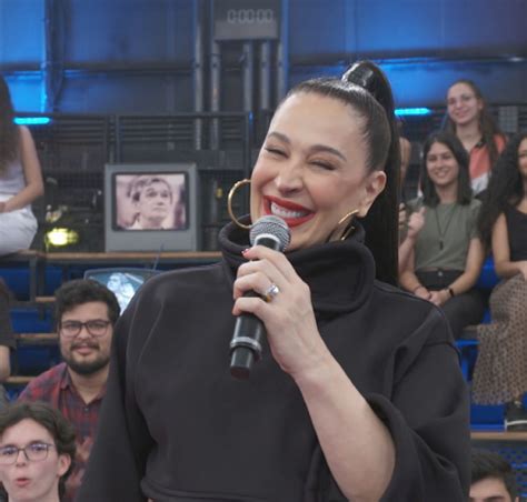 Claudia Raia comemora dois meses de Luca e compartilha vídeo da festa